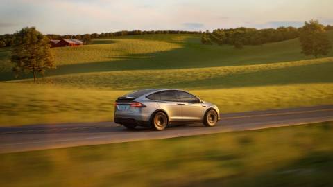 2025 Tesla Model X Pricing, Photos & Specs
