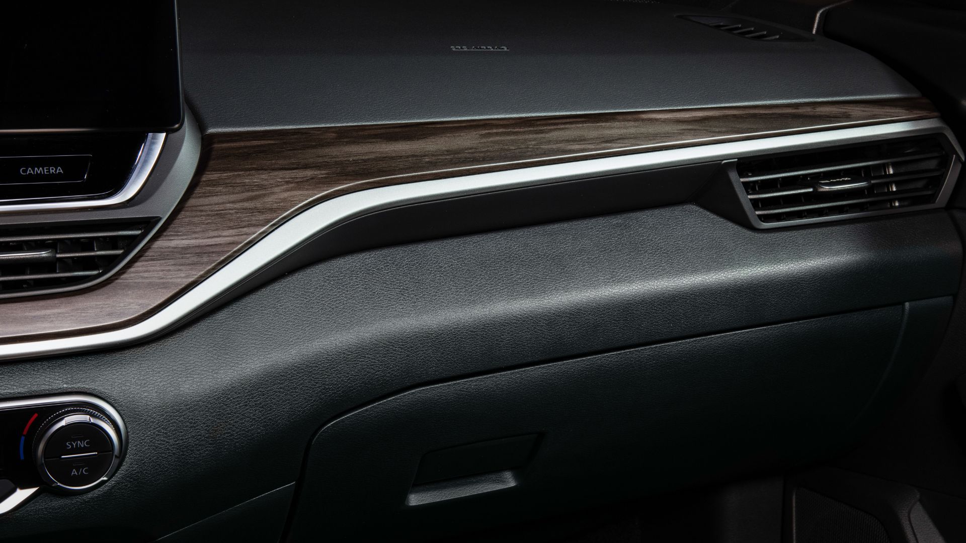 2024 Nissan Altima Pricing, Photos & Specs