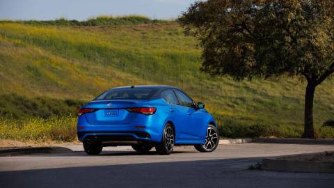 2025 Nissan Sentra Pricing, Photos & Specs
