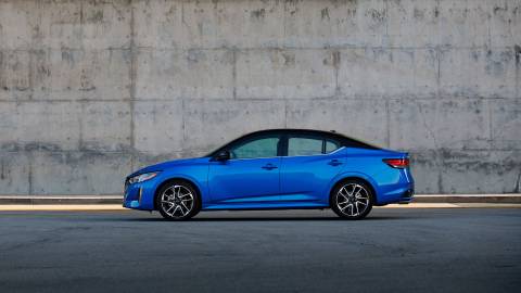 2025 Nissan Sentra Pricing, Photos & Specs