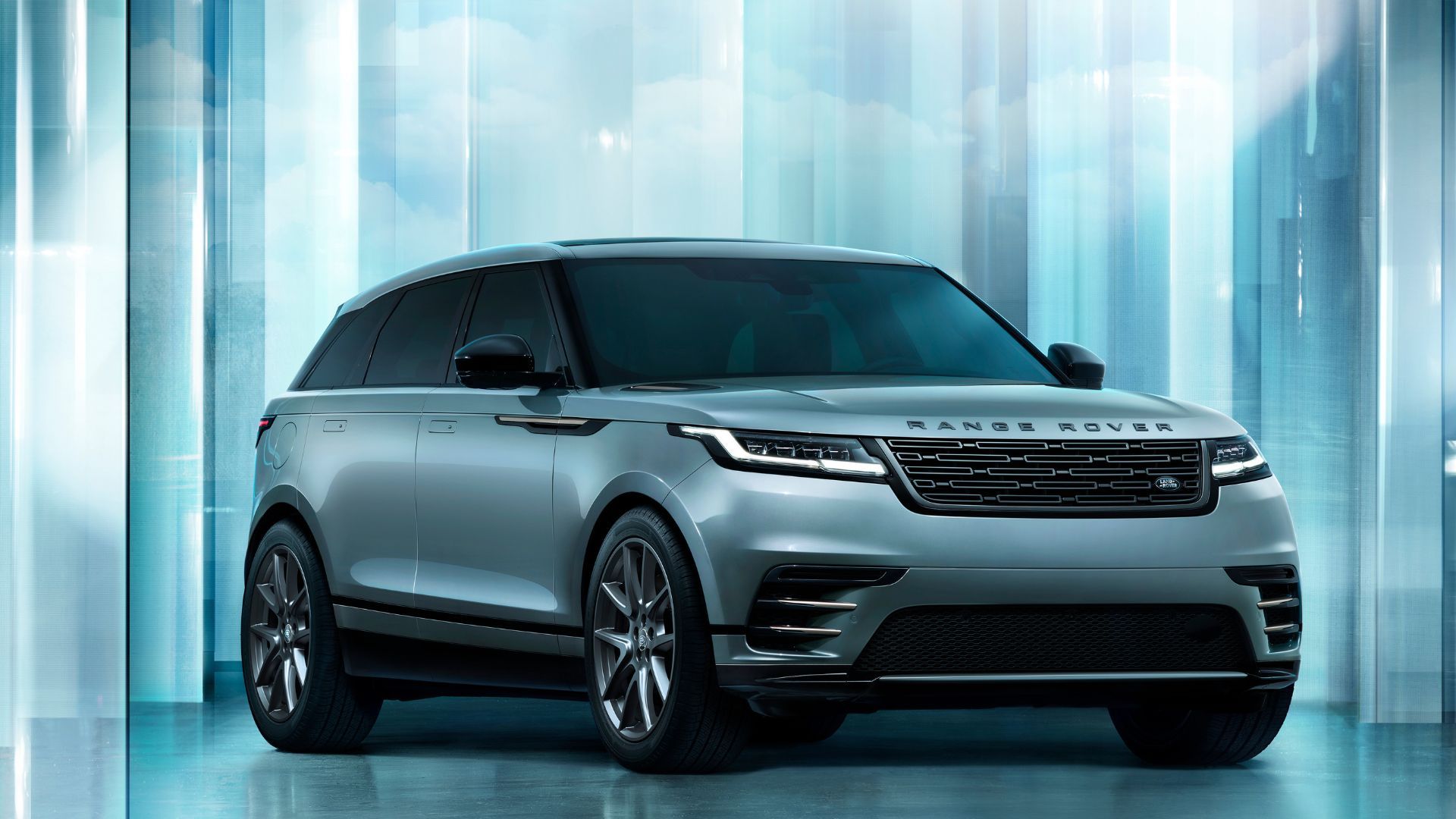 2025 Land Rover Range Rover Velar Pricing, Photos & Specs