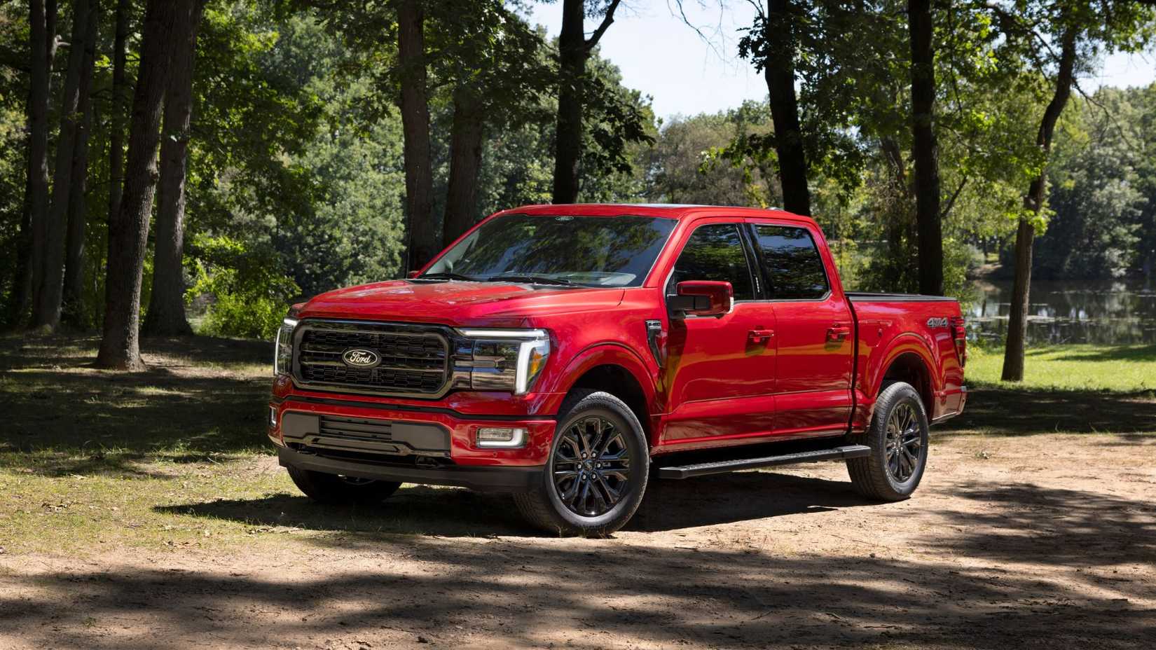 Only 4 Full-Size Trucks Still Offer NA V8 Engines in 2026