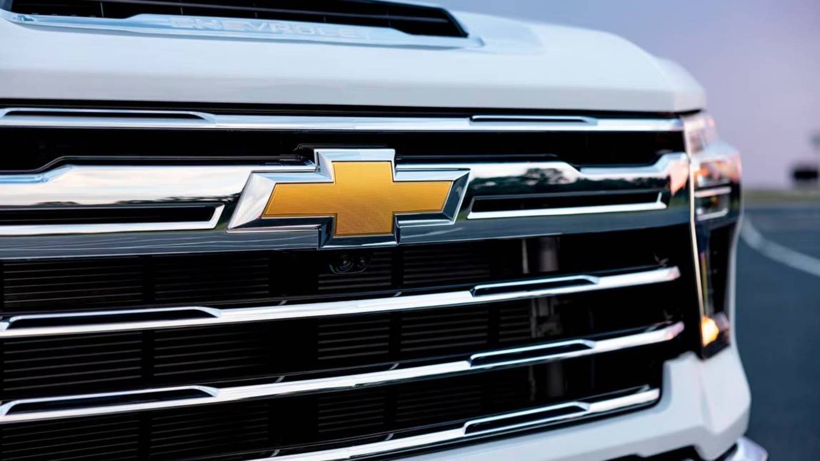 America's love affair with big pickup trucks is being pushed to ...