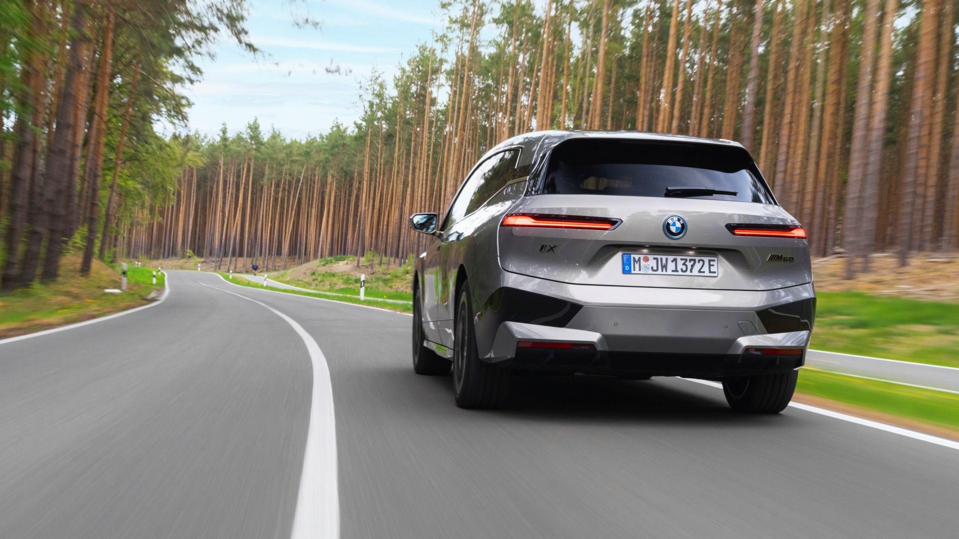 2025 BMW iX Pricing, Photos & Specs