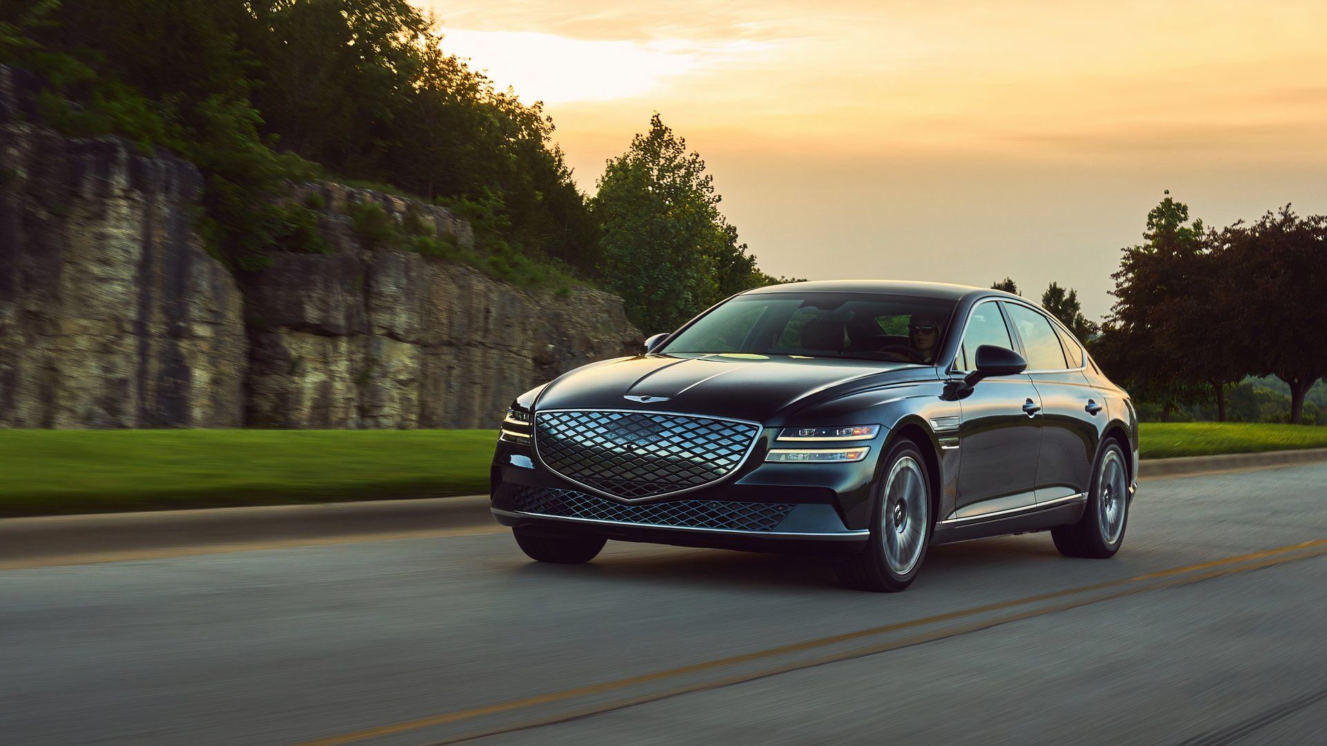 2025 Genesis Electrified G80 Pricing, Photos & Specs