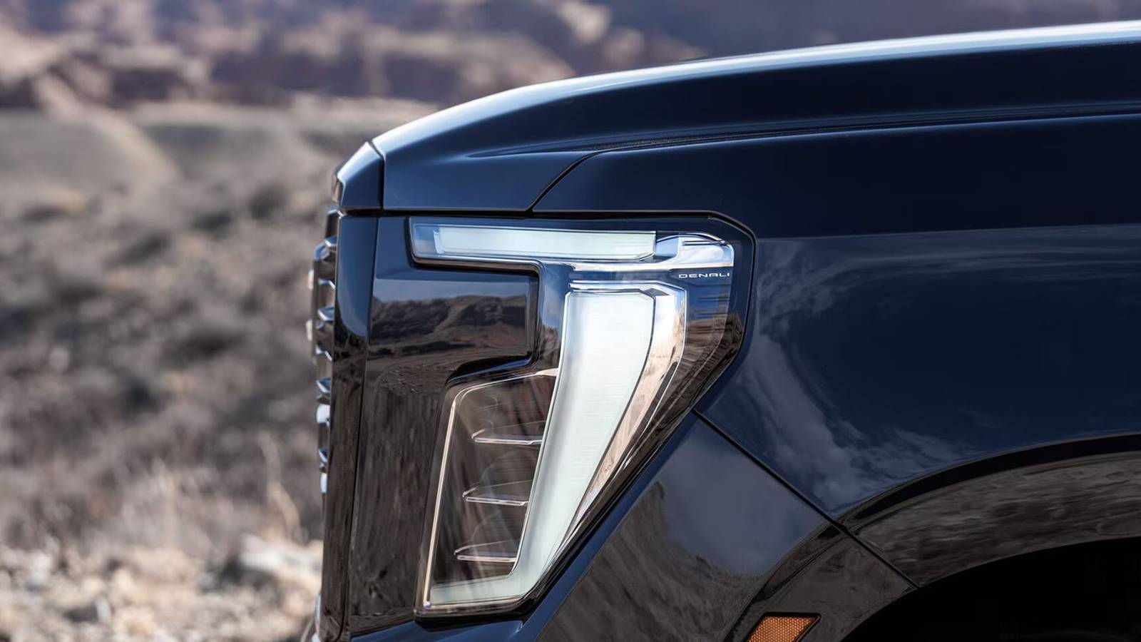 Best Body-On-Frame SUVs | 2026 Body-On-Frame SUVs Rated | CarBuzz