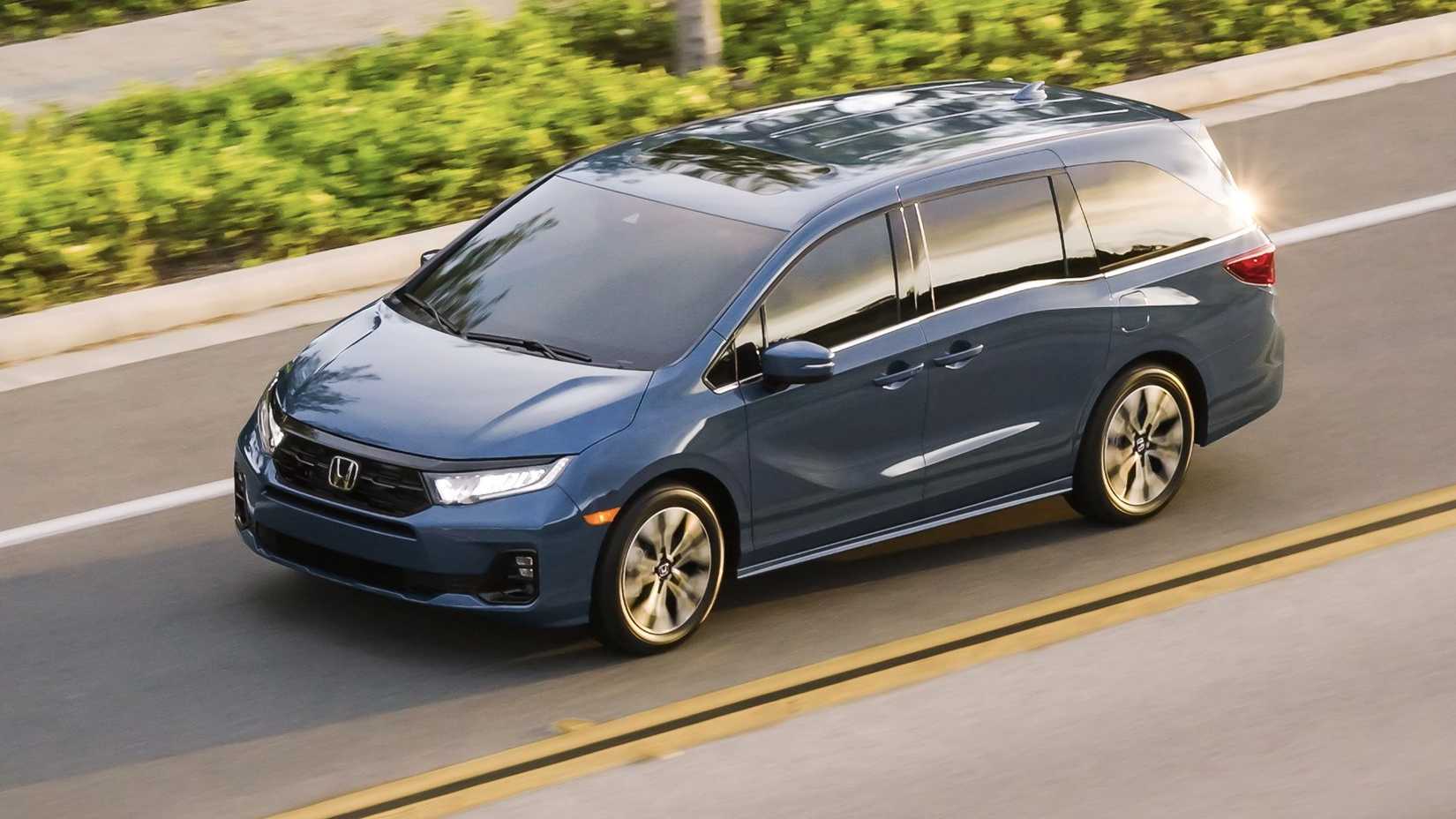 Minivan Sales Are Way Up In 2025 With Just One Month To Go