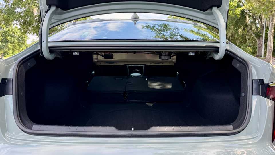 2025 Kia K4 Pricing, Photos & Specs