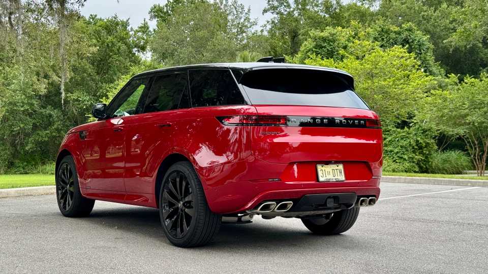 2025 Land Rover Range Rover Sport Pricing, Photos & Specs