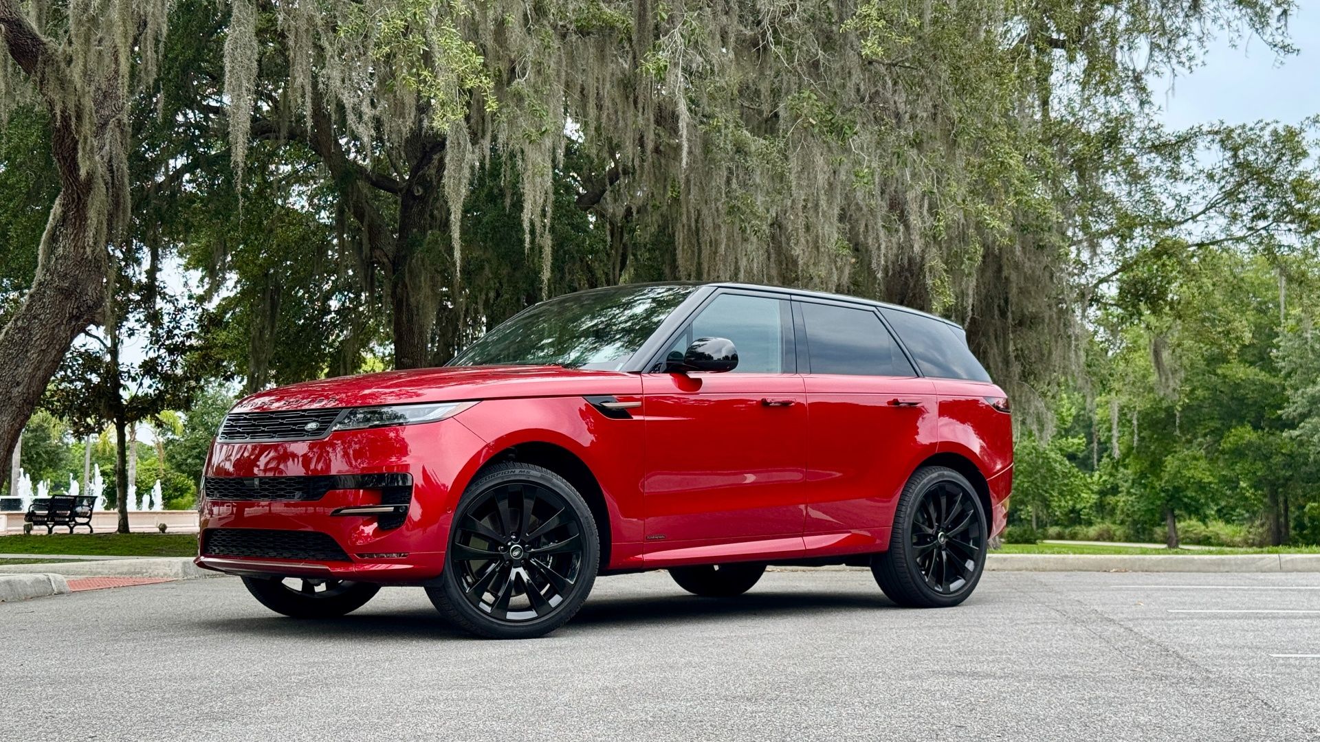 2025 Land Rover Range Rover Sport Pricing, Photos & Specs