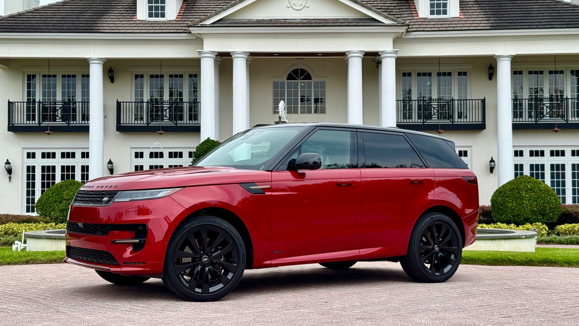 2025 Land Rover Range Rover Sport Pricing, Photos & Specs