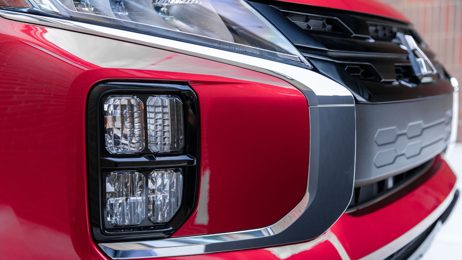 2025 Mitsubishi Outlander Sport Pricing, Photos & Specs