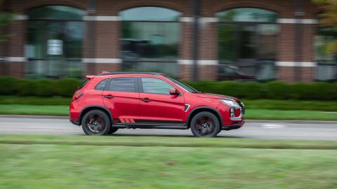 2025 Mitsubishi Outlander Sport Pricing, Photos & Specs