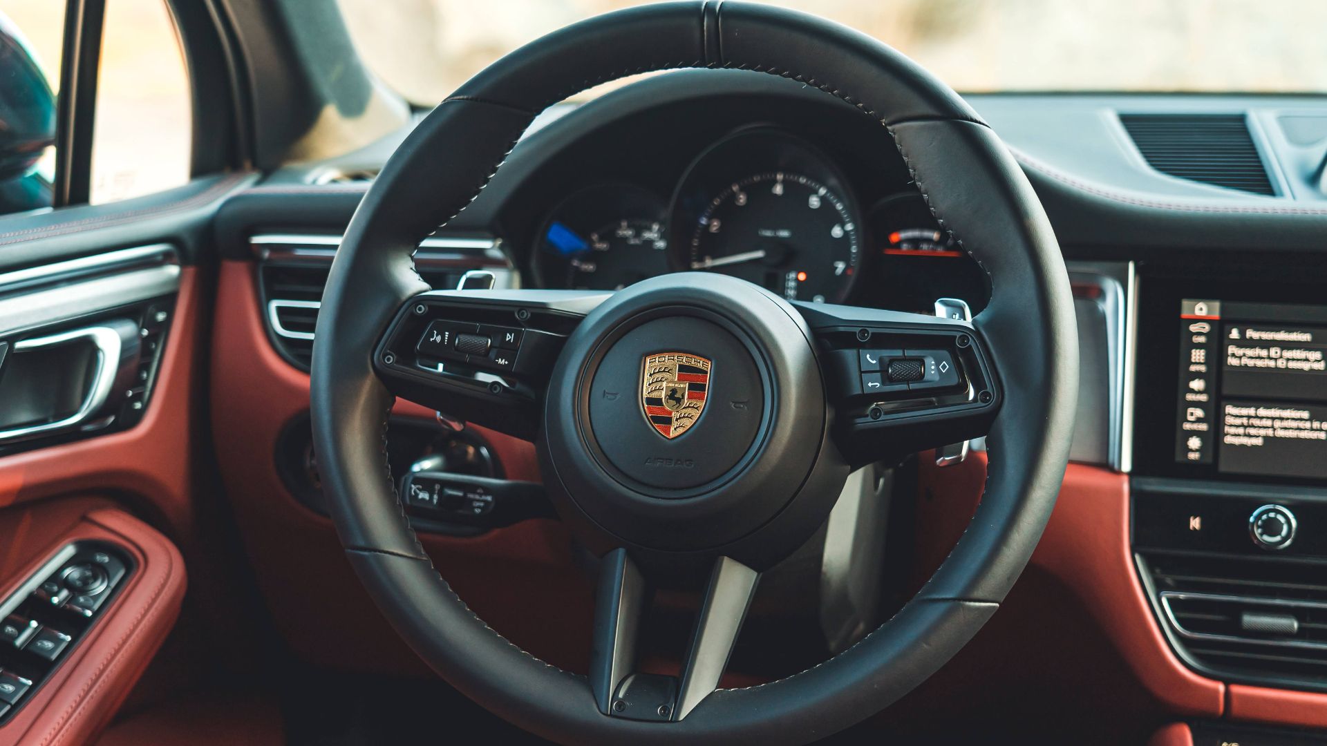 2026 Porsche Macan Pricing, Photos & Specs