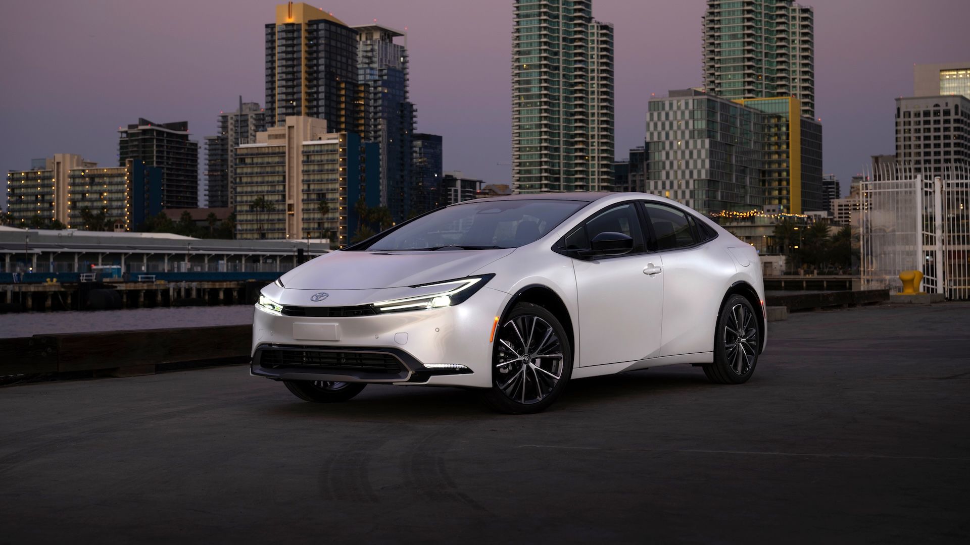 2025 Toyota Prius Pricing, Photos & Specs