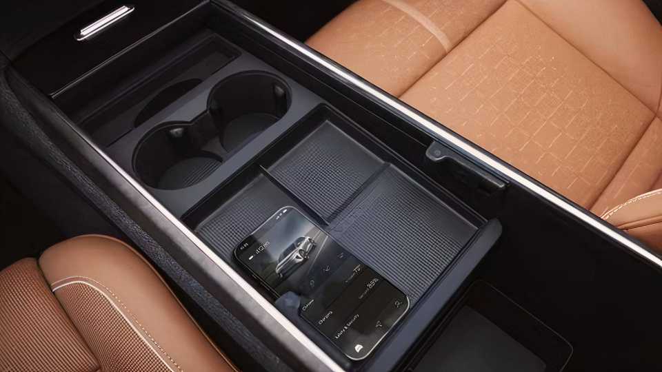 2026 Lucid Gravity Pricing, Photos & Specs