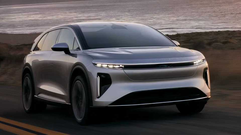 2026 Lucid Gravity Pricing, Photos & Specs