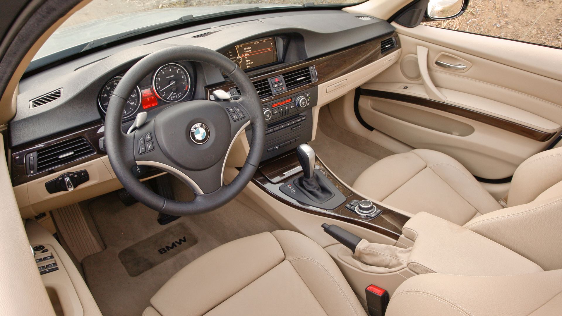 2011 BMW 3 Series Sedan Pricing, Photos & Specs