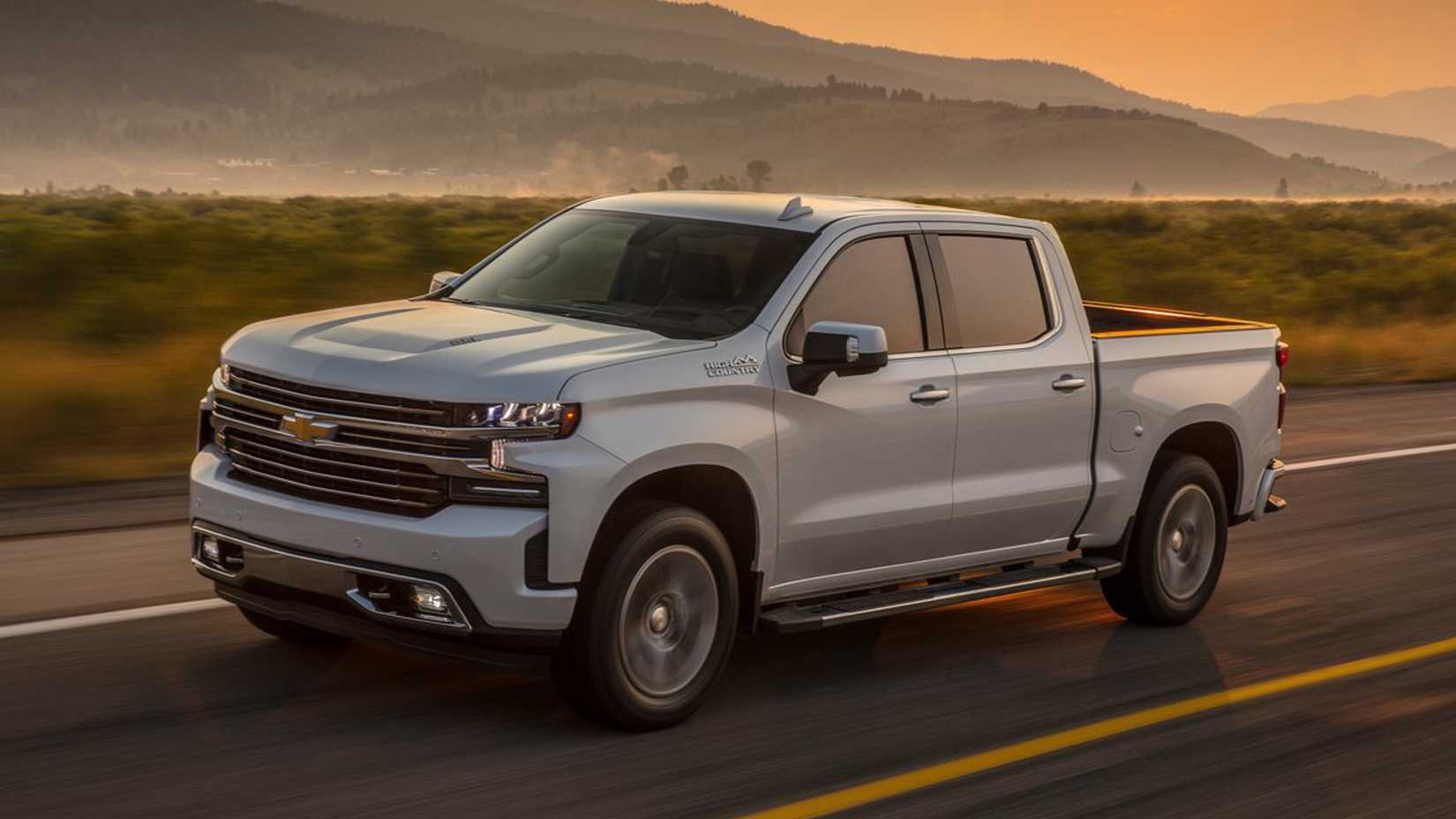 A 5-Year-Old Fully-Loaded Chevrolet Silverado 1500 Costs Less Than A ...