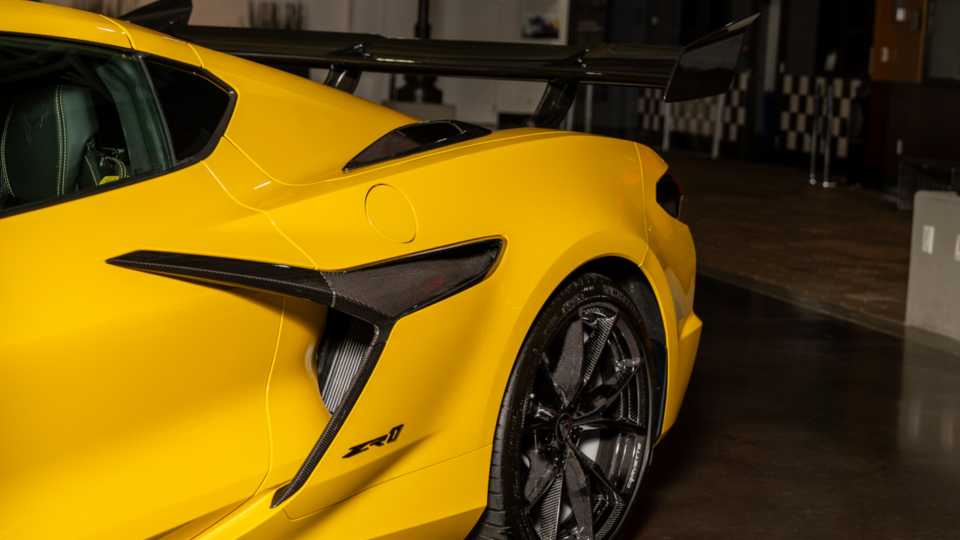 2025 Chevrolet Corvette ZR1 Coupe Pricing, Photos & Specs