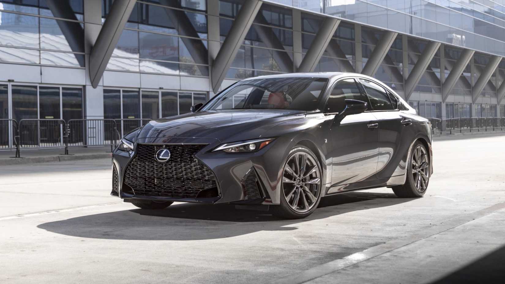 IS 300 vs. IS 350: The Real Difference Between Lexus IS Trims