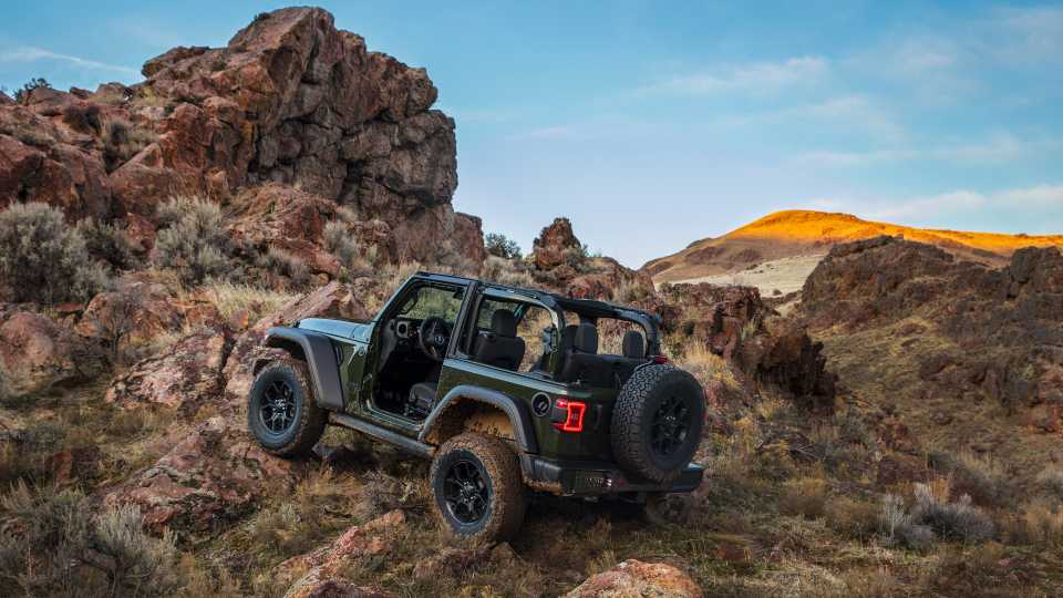 2025 Jeep Wrangler Pricing, Photos & Specs