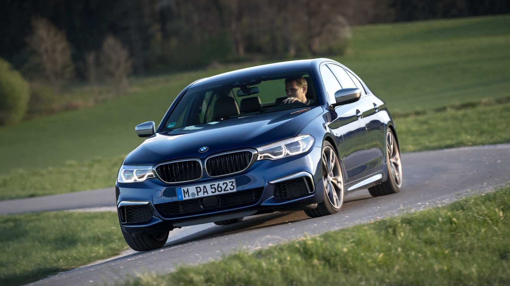 M550i vs M5: BMW Performance Sedans Compared