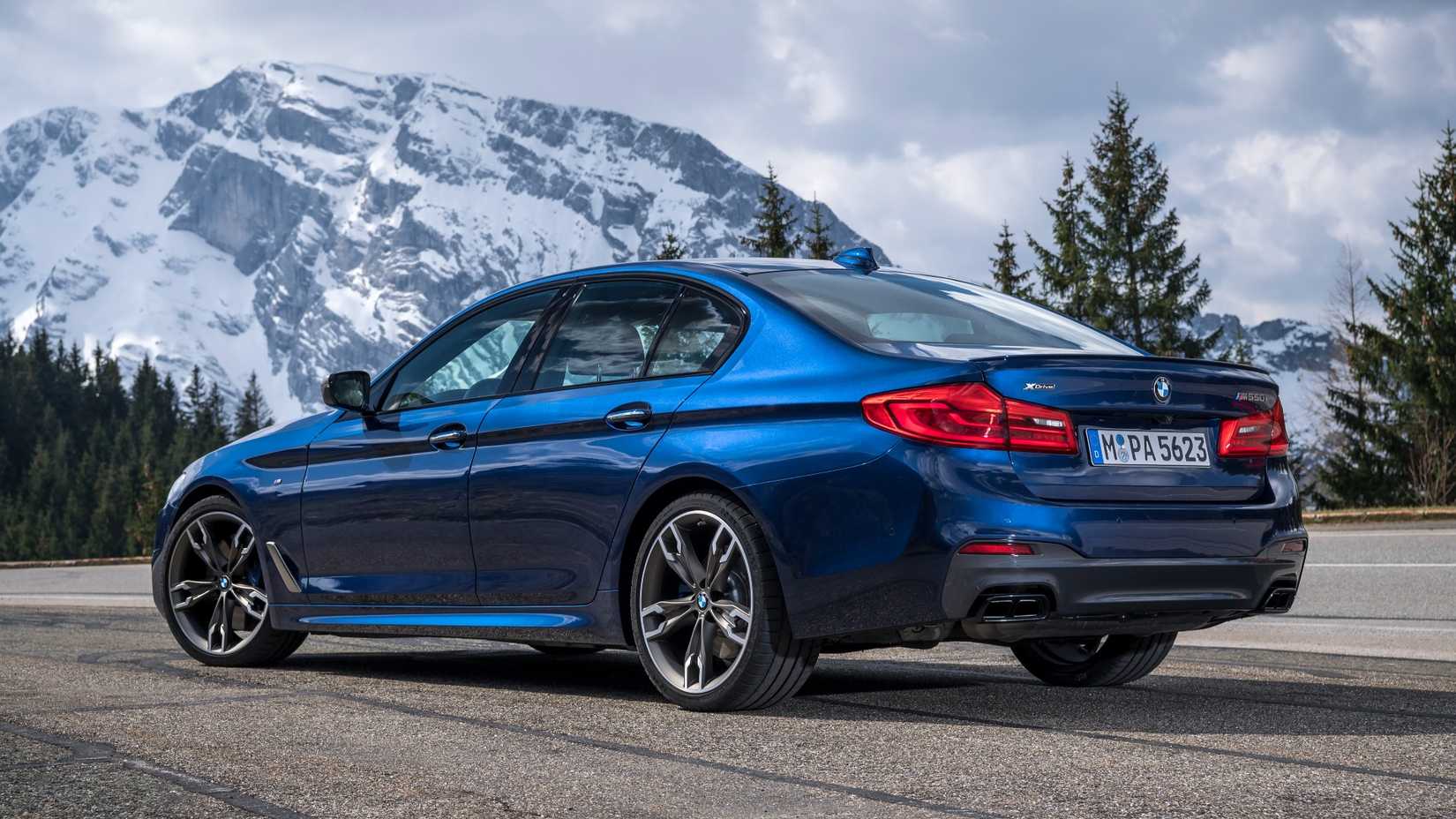 M550i vs M5: BMW Performance Sedans Compared