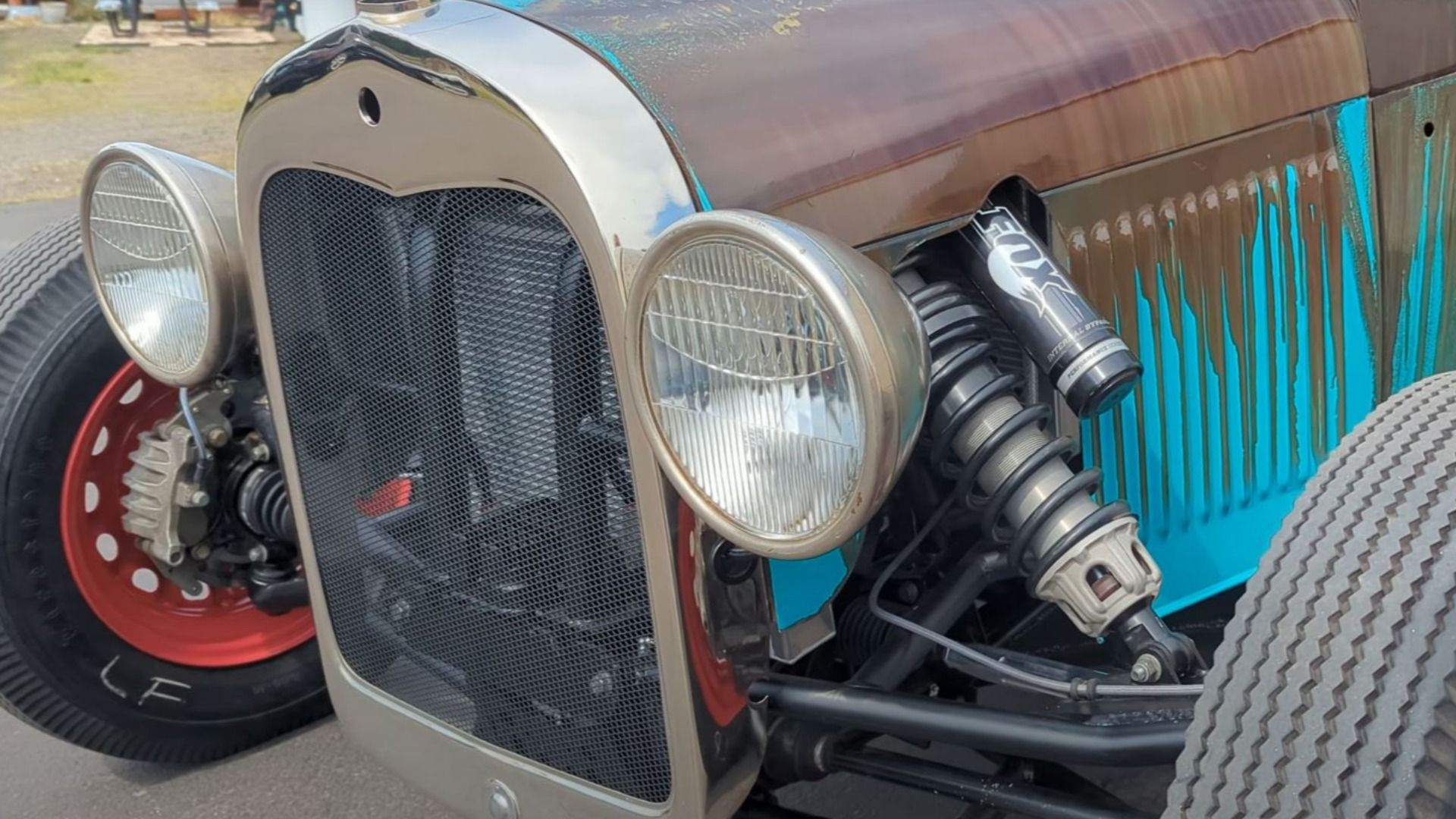 You Will Never Guess What's Under The Bodywork Of This Rat Rod