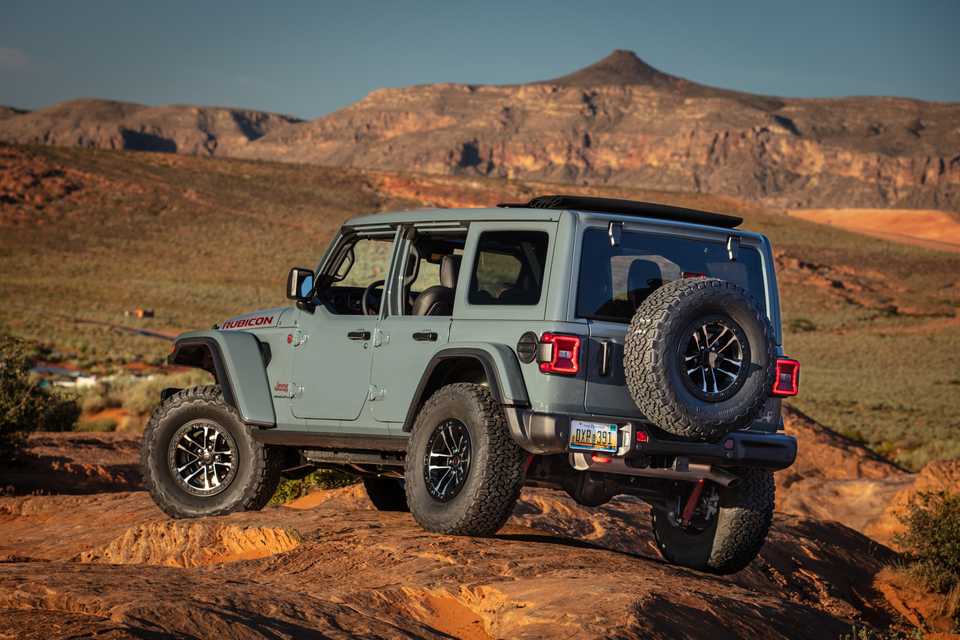 2025 Jeep Wrangler Pricing, Photos & Specs