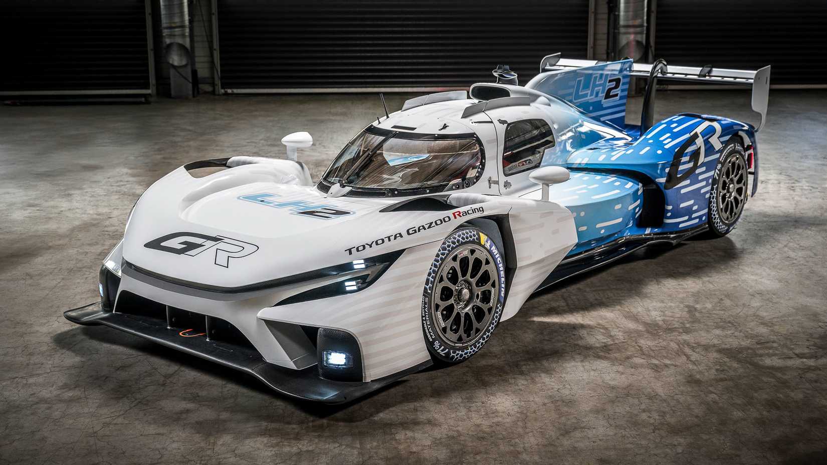 Toyota Patents A Cleaner, More Efficient Hydrogen Combustion Engine