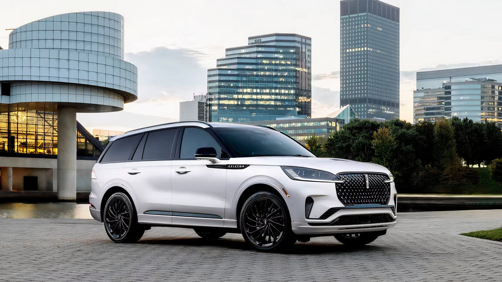 Best V6 SUVs | 2026 Ratings | CarBuzz