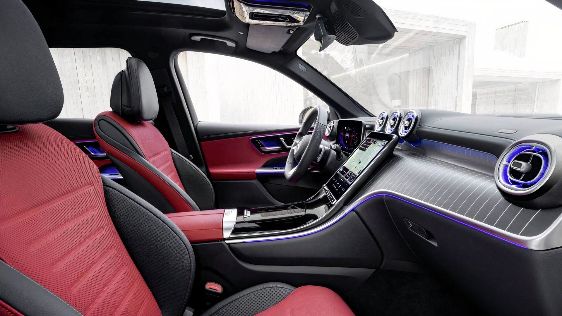 2025 Mercedes-Benz GLC-Class SUV Pricing, Photos & Specs