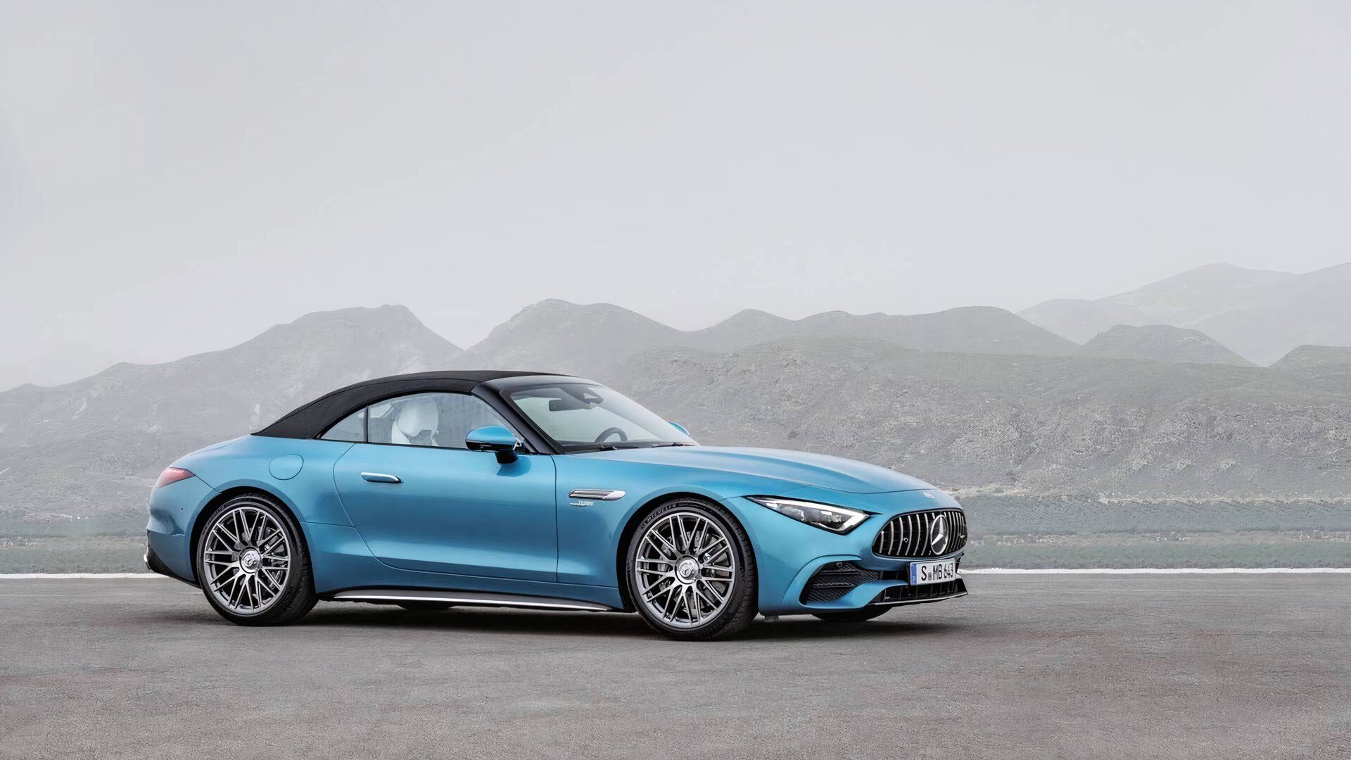 2026 Mercedes-AMG SL43 Pricing, Photos & Specs