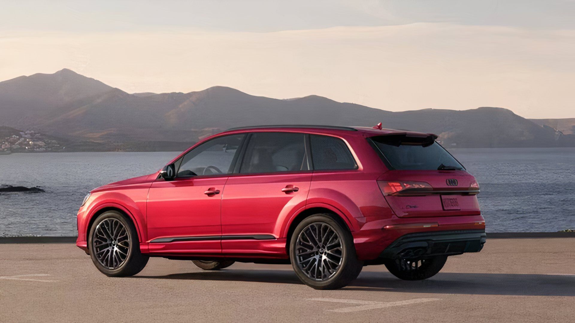 2026 Audi SQ7 Pricing, Photos & Specs