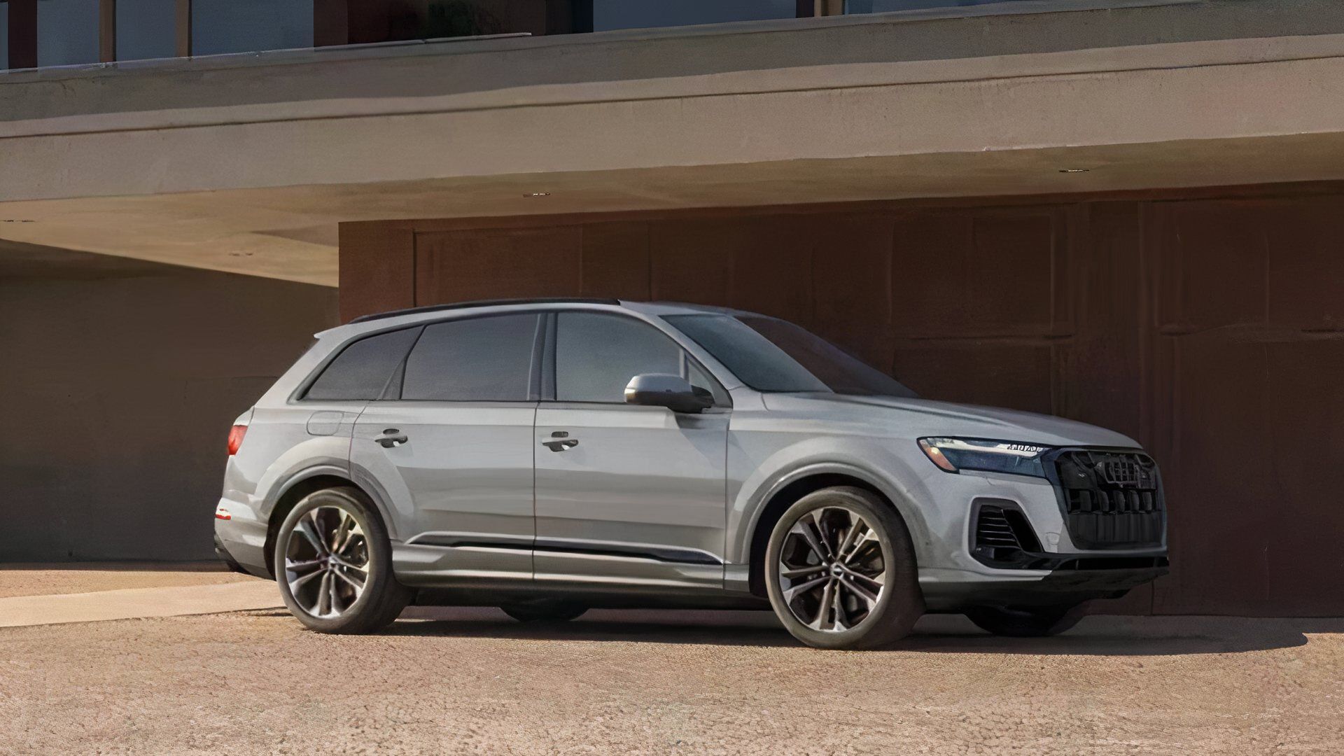 2025 Audi Q7 Pricing, Photos & Specs