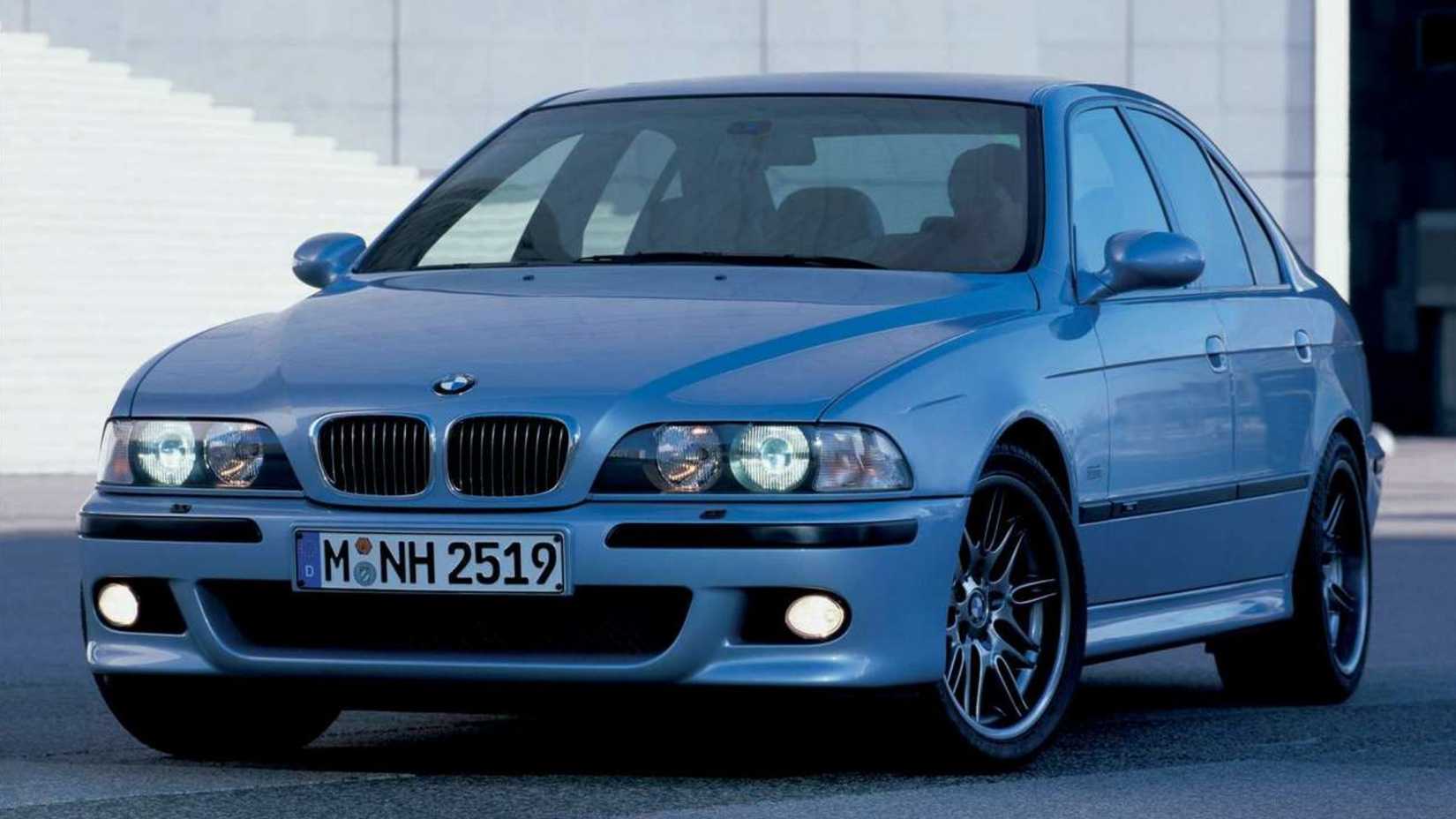 Why More People Are Buying Classic Cars And 5 Examples Worth Investing In