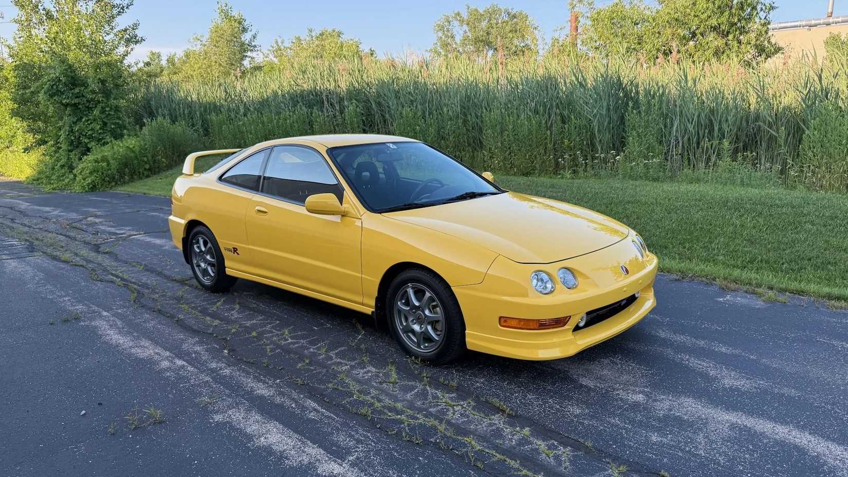 An Acura Integra Type R Just Went For $200,000 At Auction