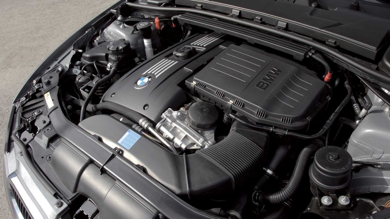The E90 335i Debuted BMW's First Twin-Turbo Engine Almost 20 Years Ago Now