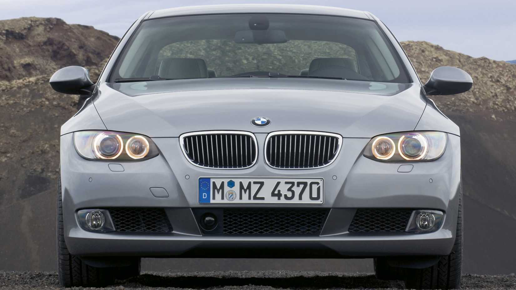 The E90 335i Debuted BMW's First Twin-Turbo Engine Almost 20 Years Ago Now