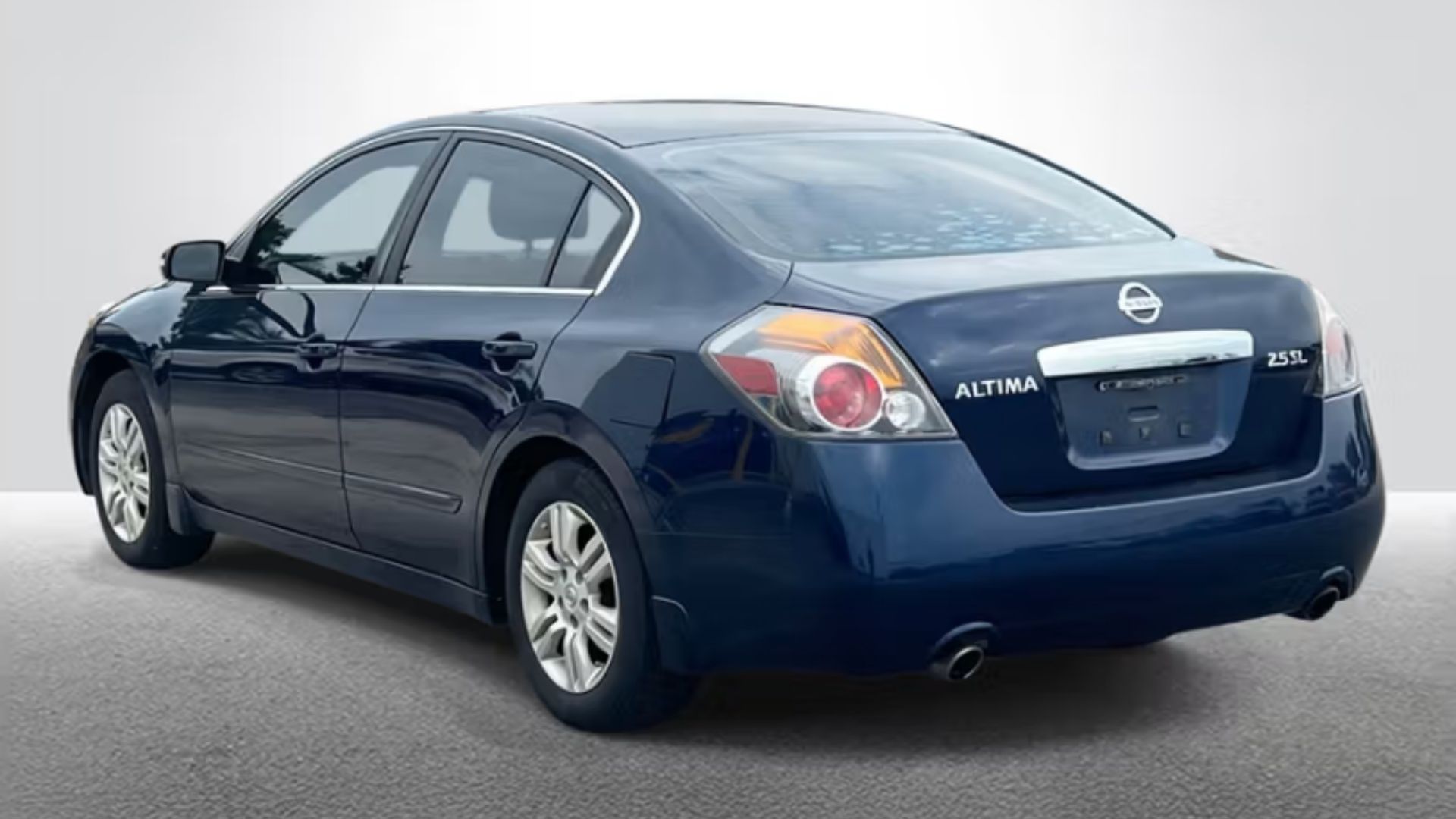 2012 Nissan Altima Pricing, Photos & Specs