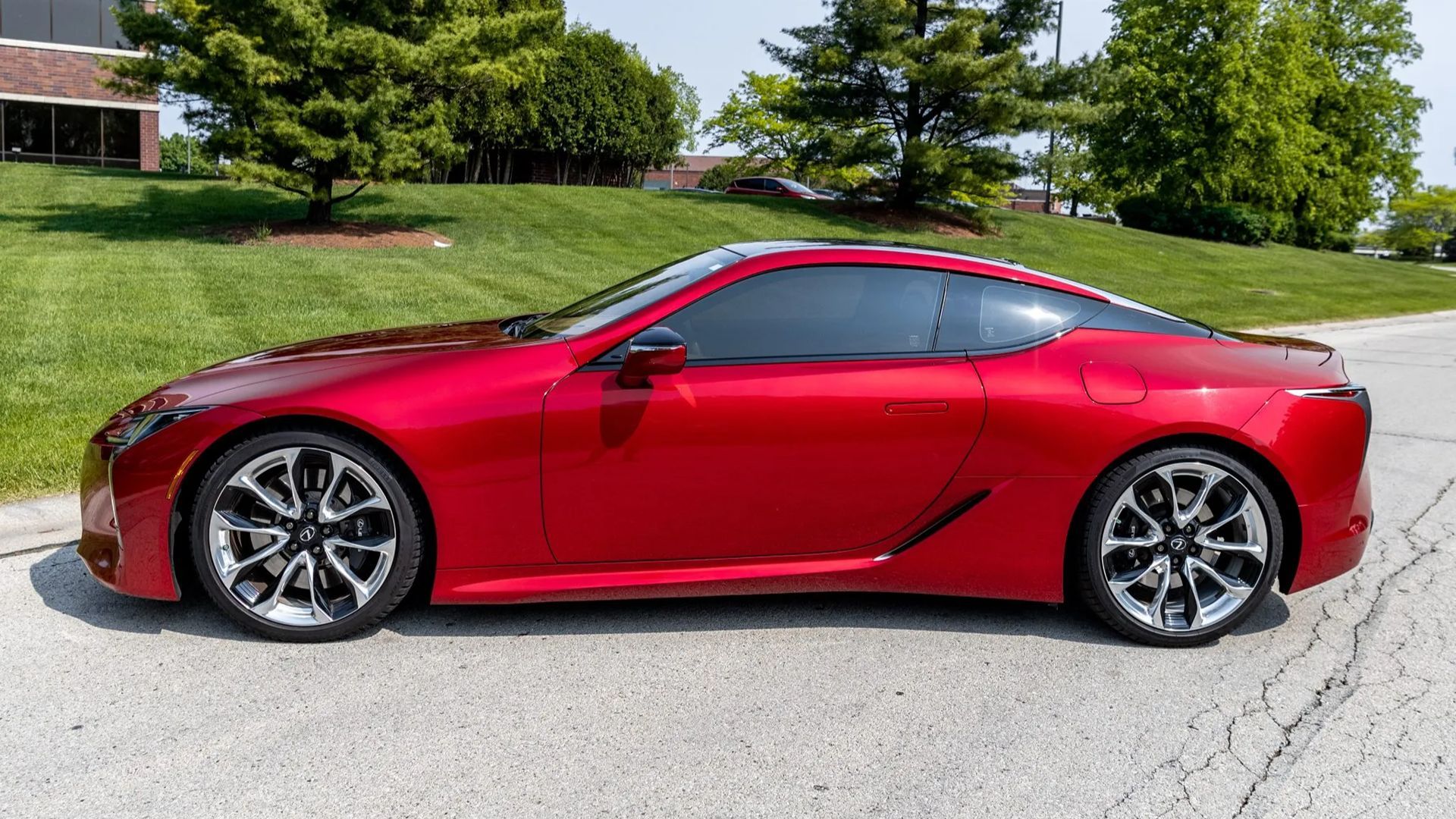 2018 Lexus LC Coupe Pricing, Photos & Specs