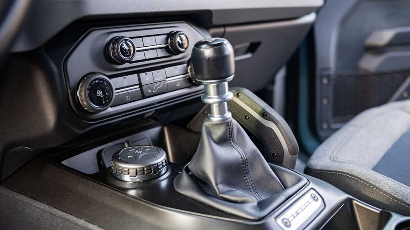 Here's Every Engine And Gearbox Available In The Ford Bronco