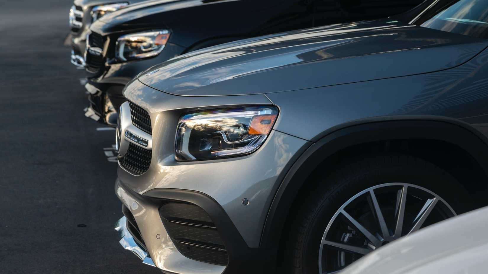 This 3-Row Mercedes-AMG Model Is Now A Sub-$30,000 Bargain