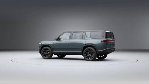 2026 Rivian R1S SUV Pricing, Photos & Specs