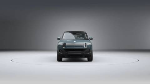 2026 Rivian R1S SUV Pricing, Photos & Specs