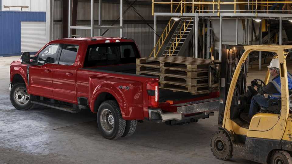 2025 Ford F-350 Super Duty Pricing, Photos & Specs