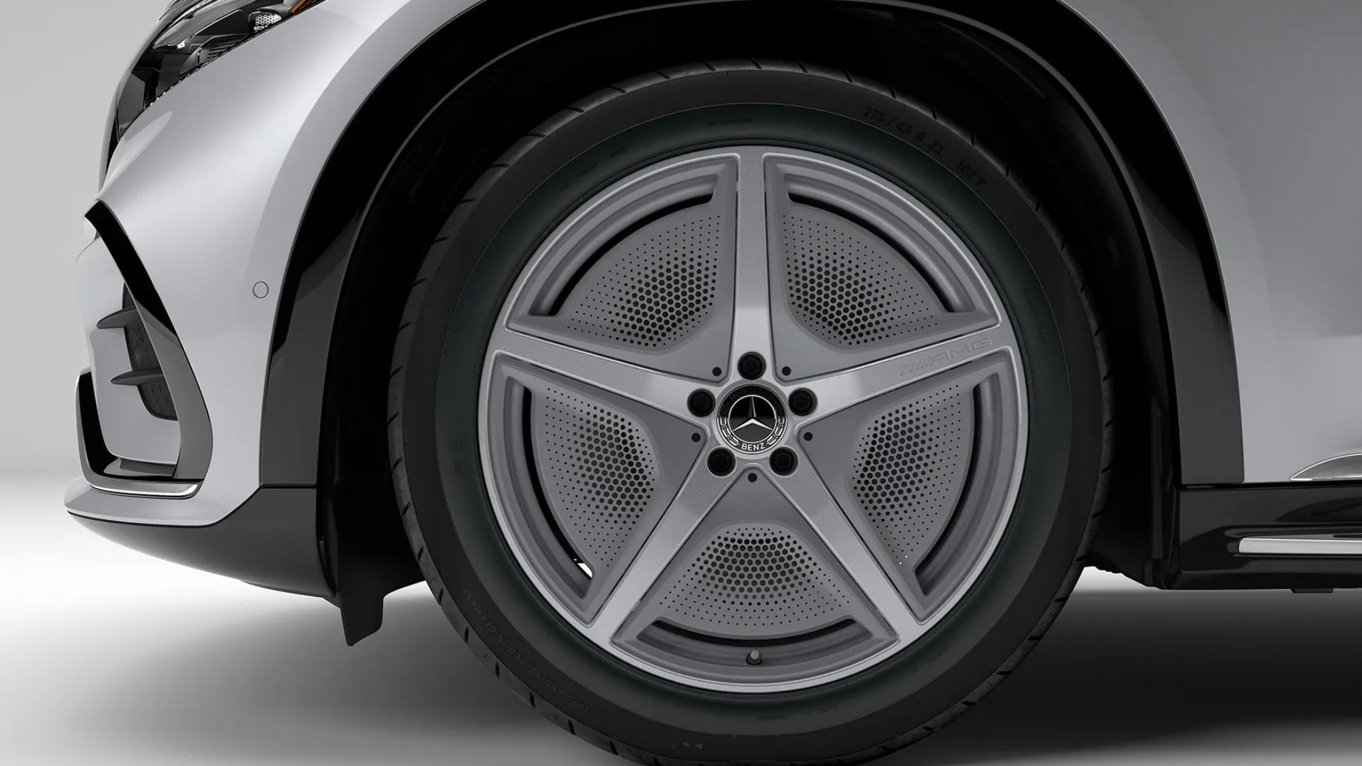 2026 Mercedes-Benz EQS SUV Pricing, Photos & Specs