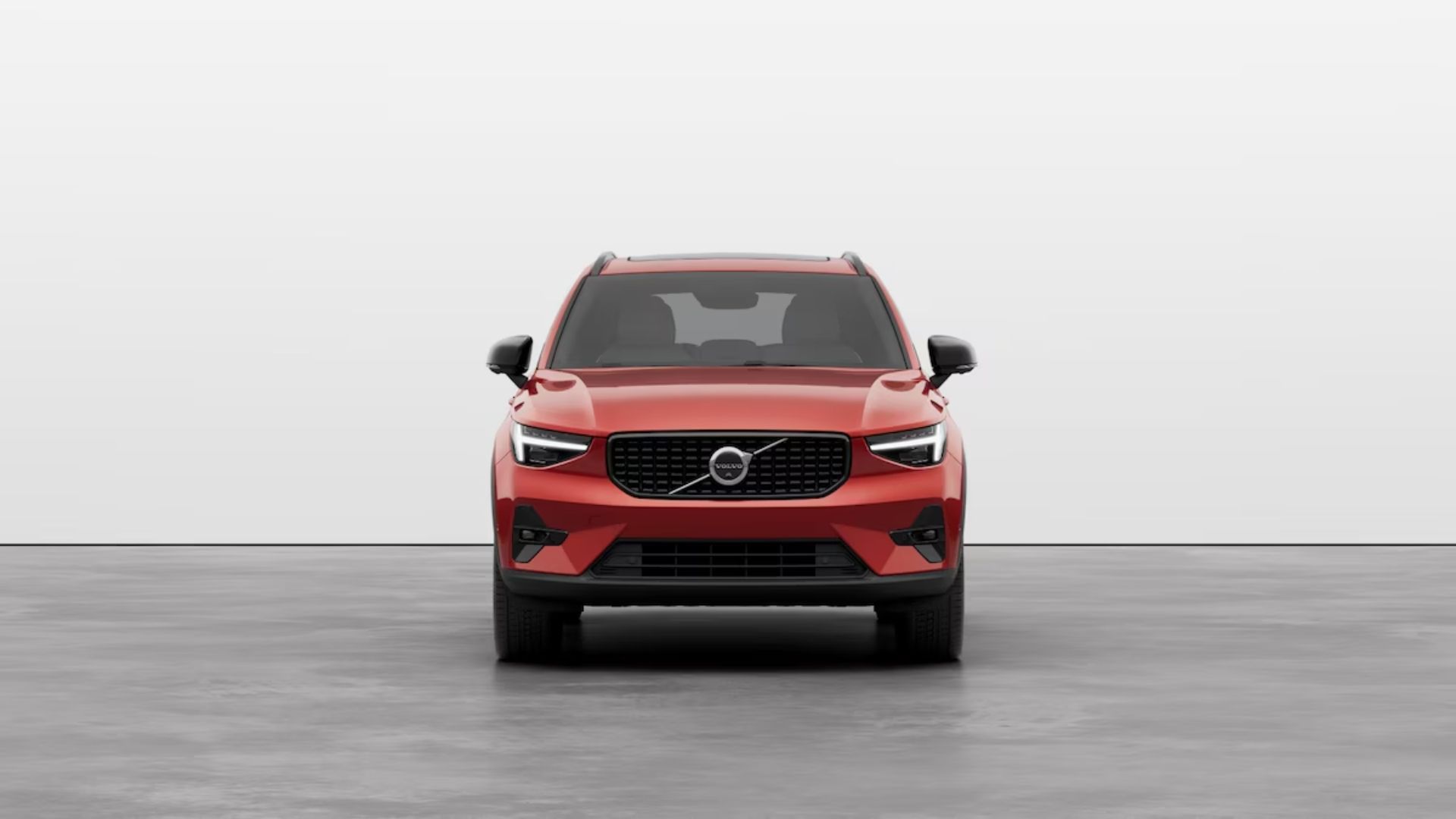 2025 Volvo XC40 Pricing, Photos & Specs