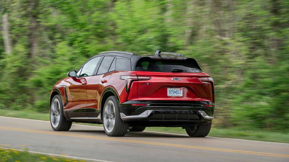 2025 Chevrolet Blazer EV Pricing, Photos & Specs